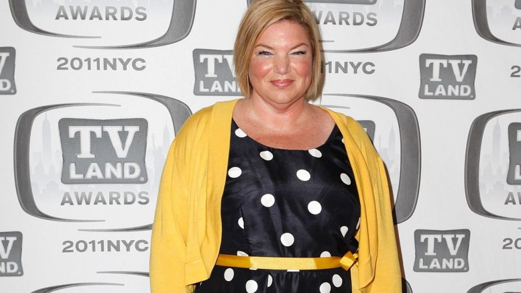 'Facts of Life' star Mindy Cohn reveals secret 5-year battle with ...