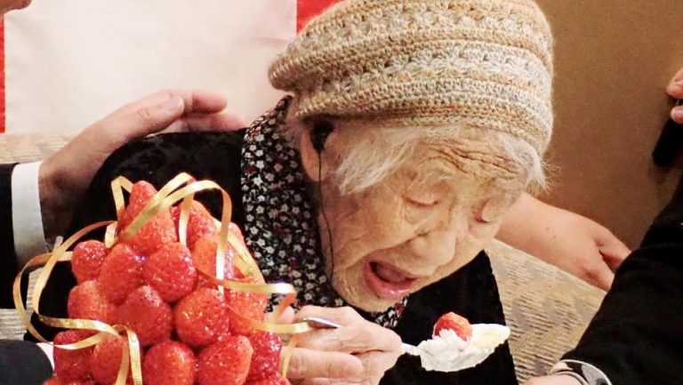 116-year-old woman honored as world’s oldest person (Photo) | Star Mag